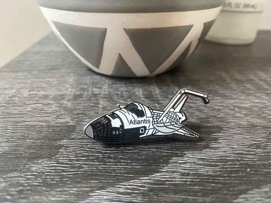 Launch Pins - Exquisite space-themed items